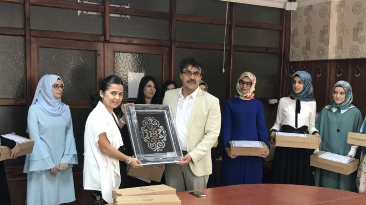 ‘Geleceği Yazan Kadınlar’ projesi final sunumunu yaptı - Son Haberler ‘Geleceği Yazan Kadınlar’ projesi final sunumunu yaptı - Son Haberler