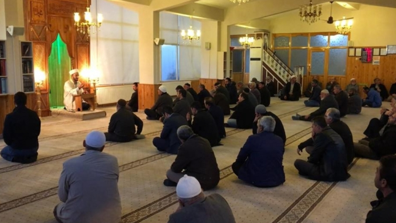 Sabah namazı buluşmaları devam ediyor - Son Haberler Sabah namazı buluşmaları devam ediyor - Son Haberler